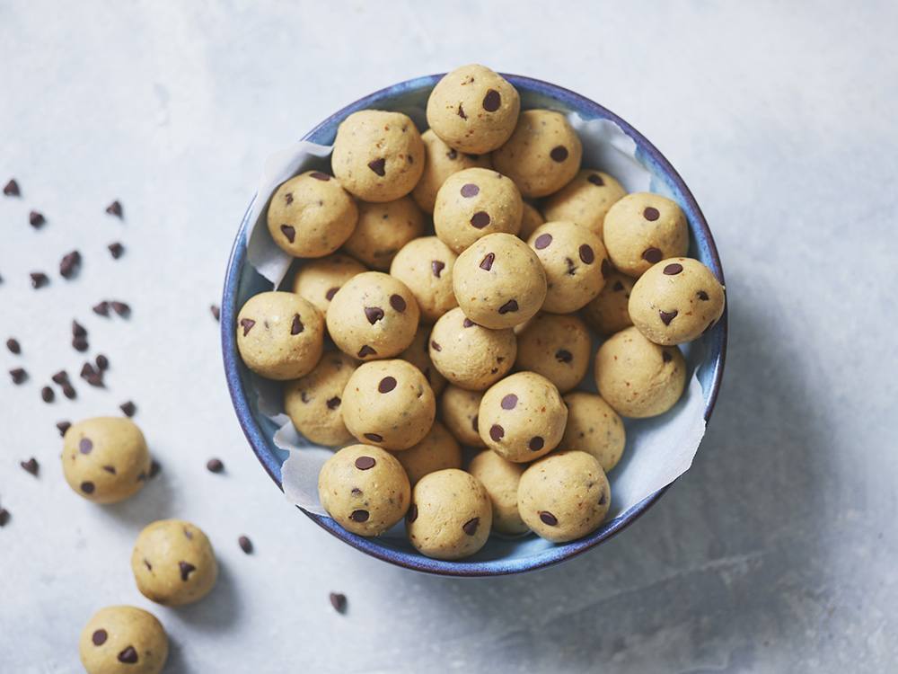 Ten quick snacks that give you the energy to get out there. | Savory