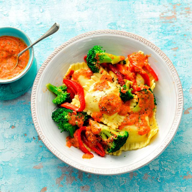 Roasted Red Pepper Ravioli Alfredo | Savory