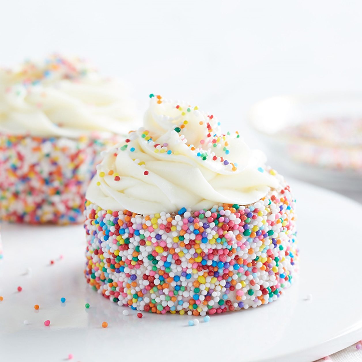 Pillsbury™ Colorful Funfetti® Mini Cakes | Savory