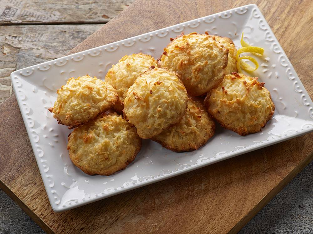 Lemony Coconut Macaroons | Savory