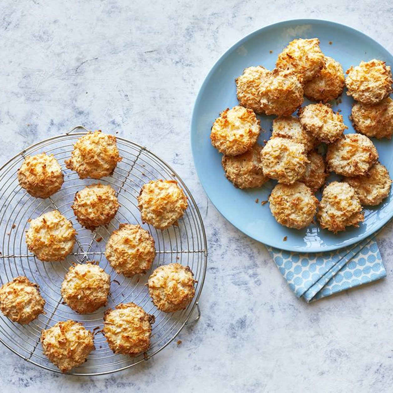 Coconut-Cashew Macaroons | Savory