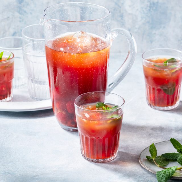 Pomegranate-Raspberry Iced Tea | Savory