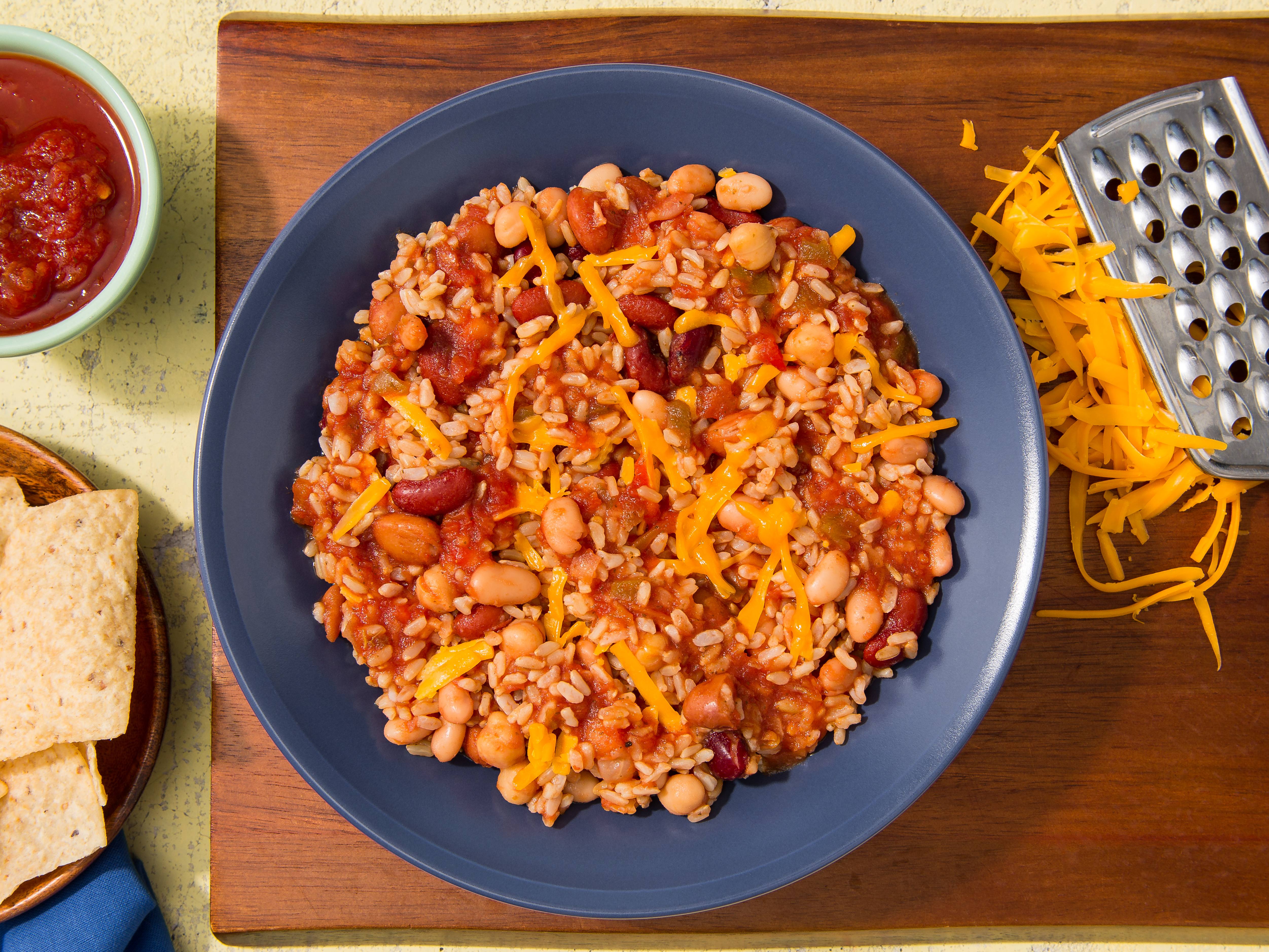 Minute® Brown Rice and Bean Chili | Savory
