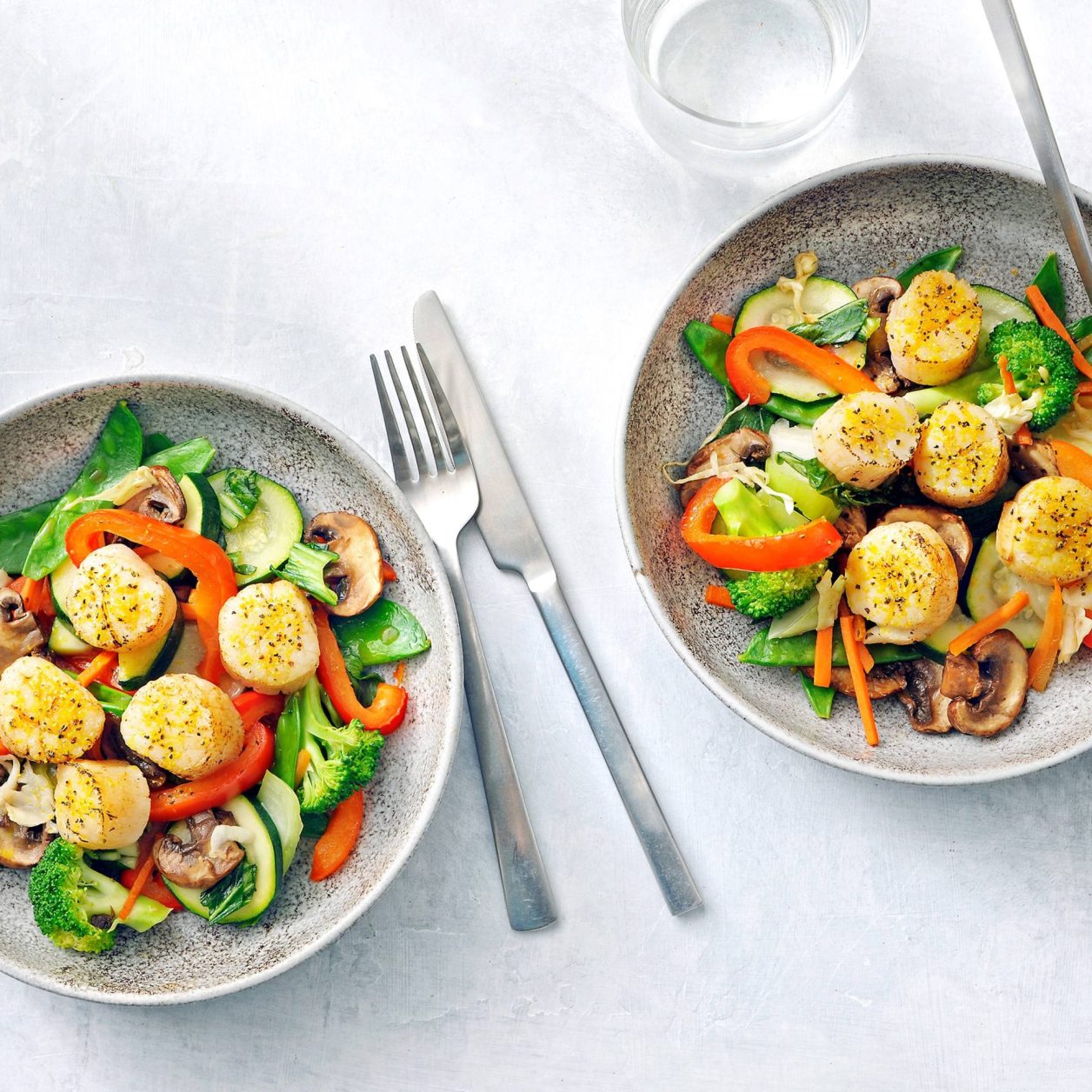 Air-Fried Lemon Pepper Scallops with Vegetables | Savory