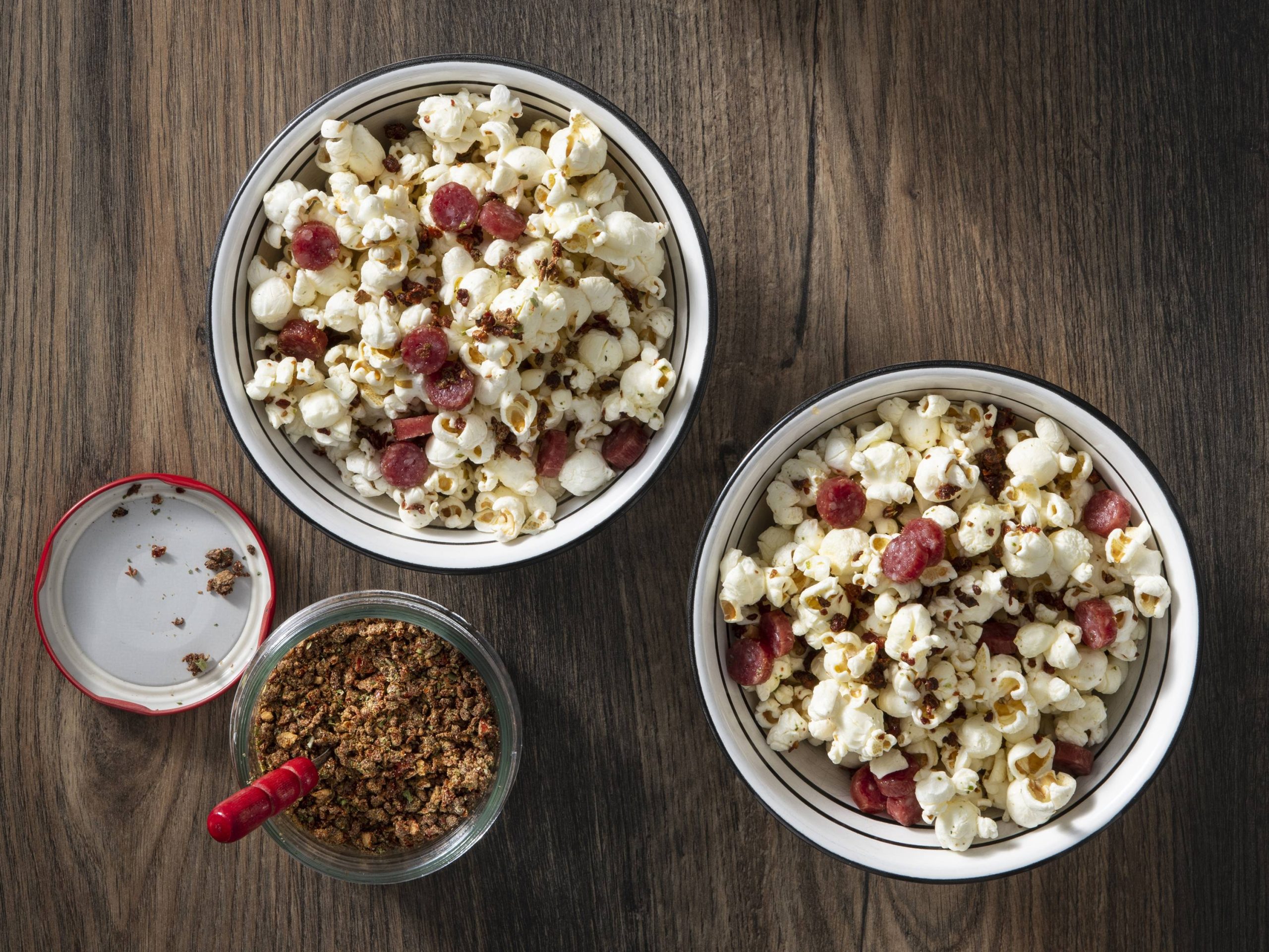 Pepperoni Pizza Popcorn | Savory
