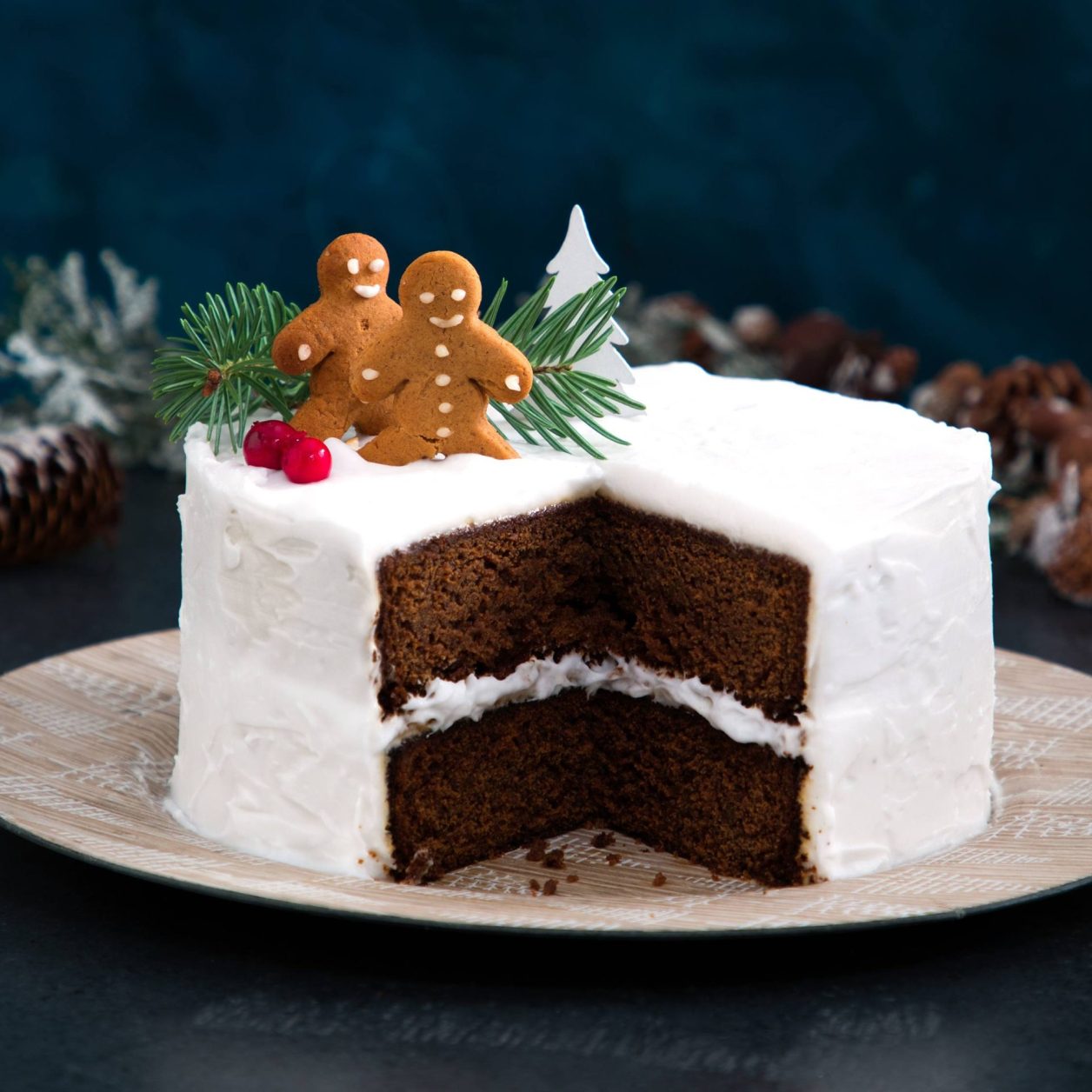 Violife Maple Gingerbread Christmas Cake | Savory