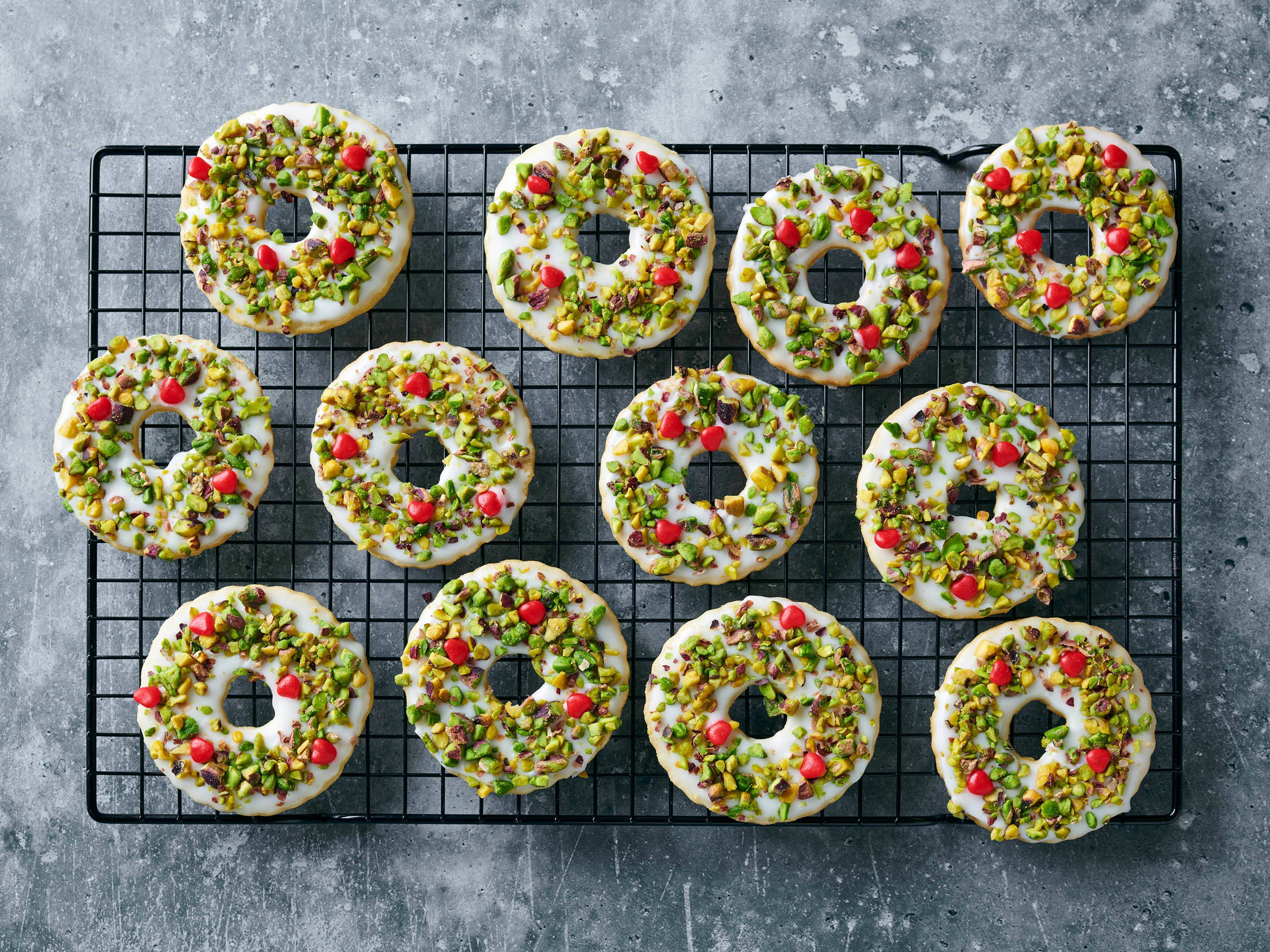 Pistachio Wreaths | Savory
