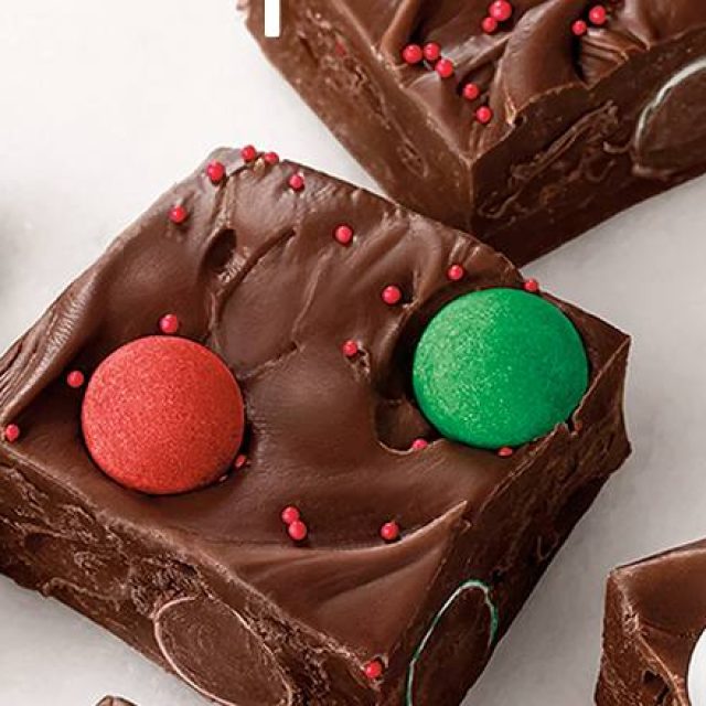 CADBURY Holiday Chocolate Fudge | Savory