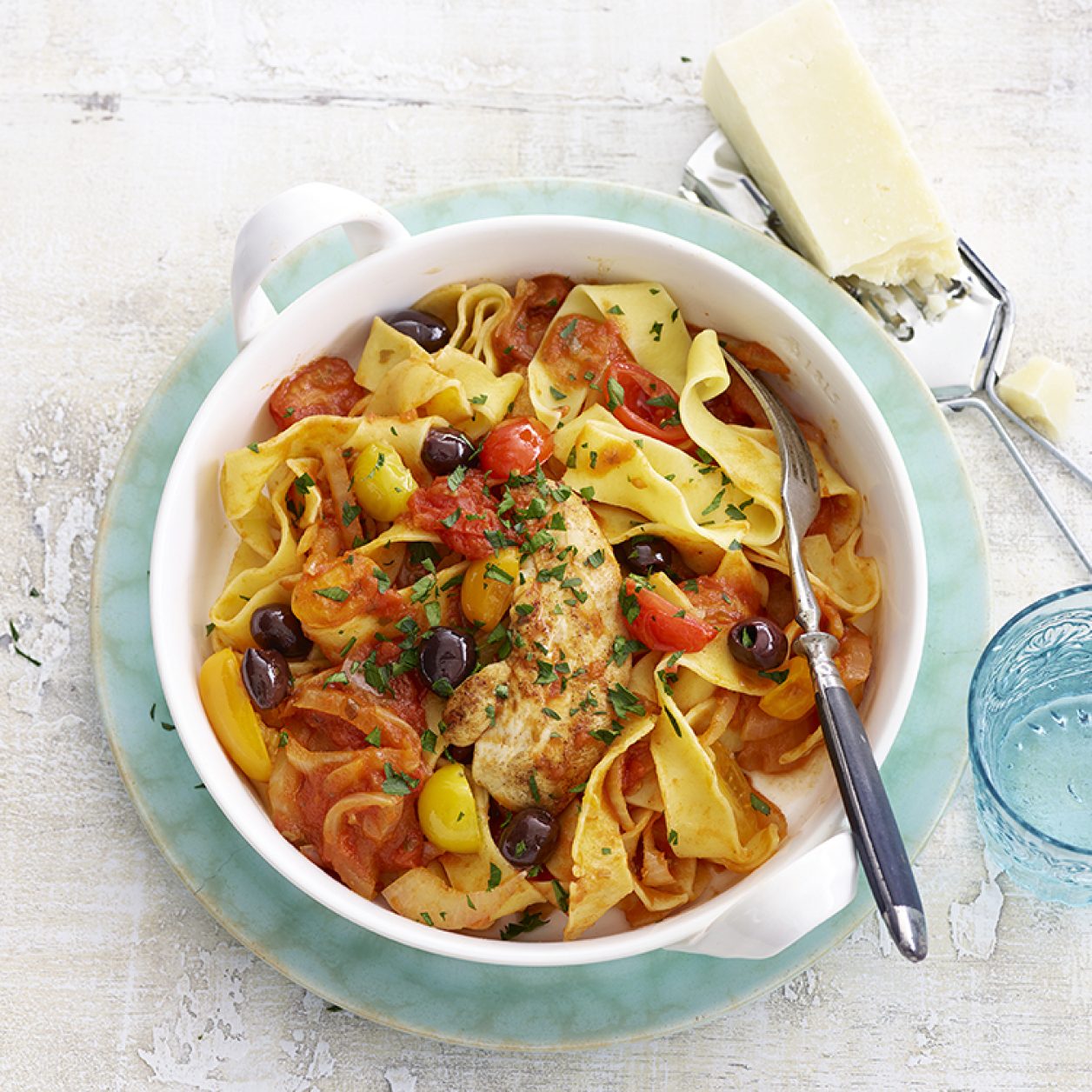 Pasta with Chicken and Olives | Savory