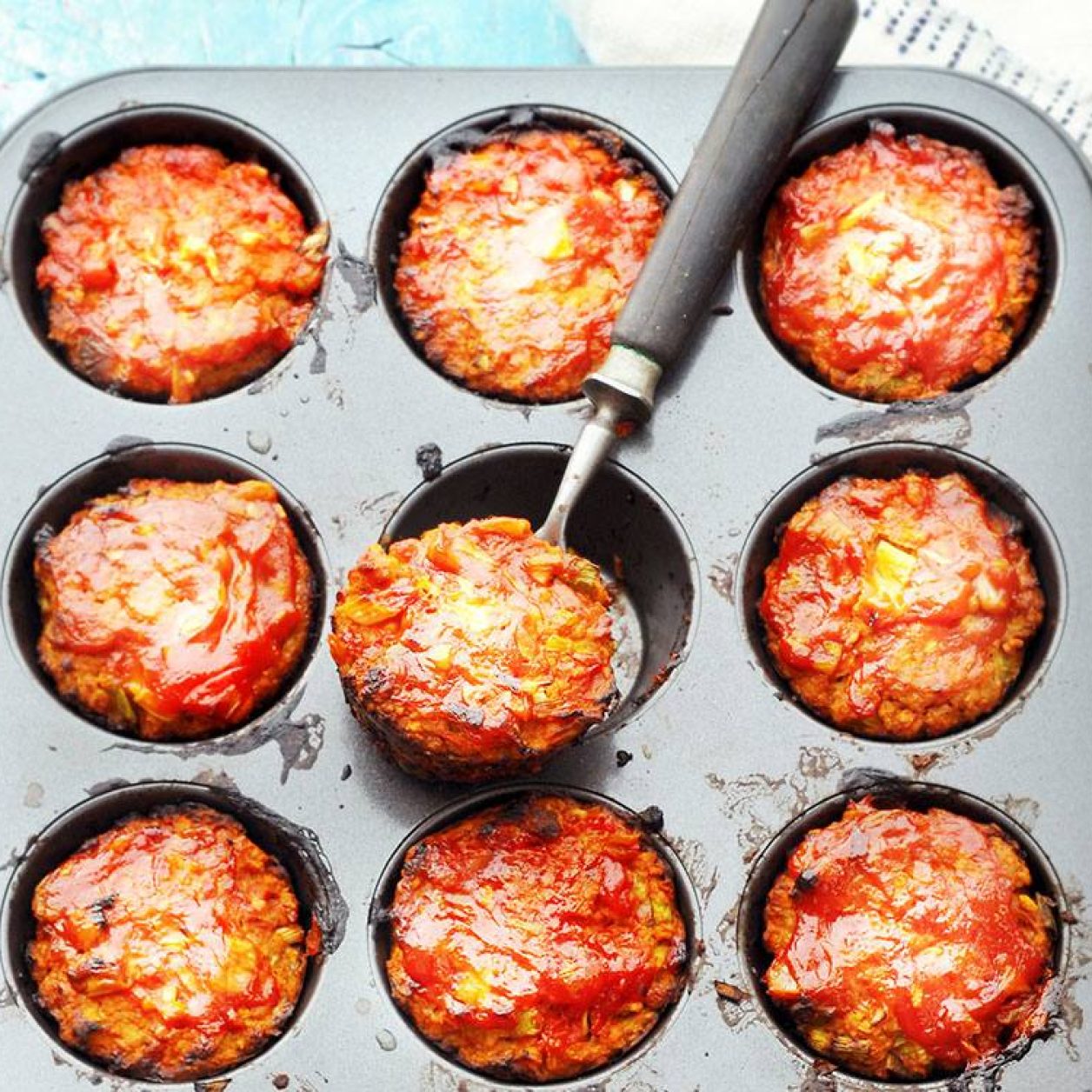 Salsa Turkey Meatloaf Muffins | Savory